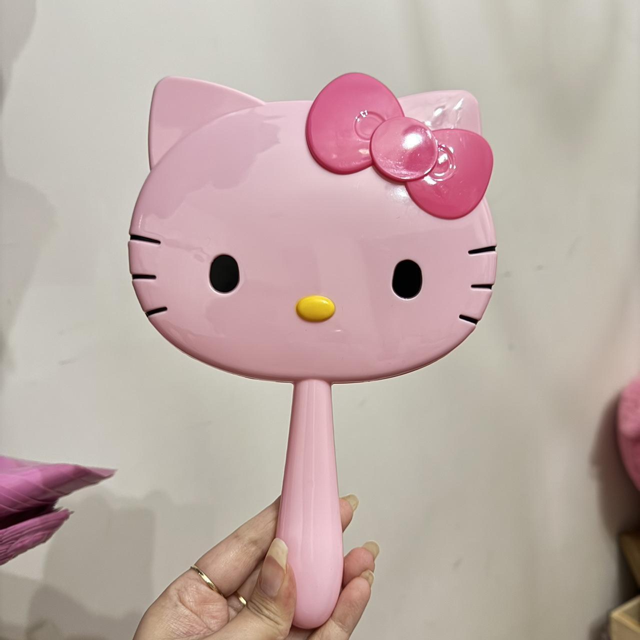 Hello kitty mirror - Depop