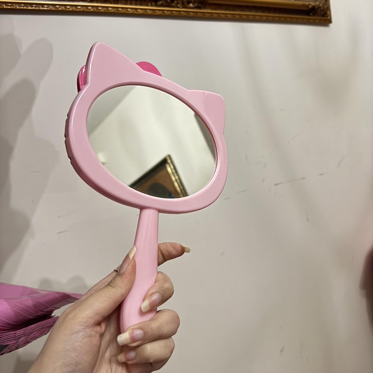 Hello kitty mirror - Depop
