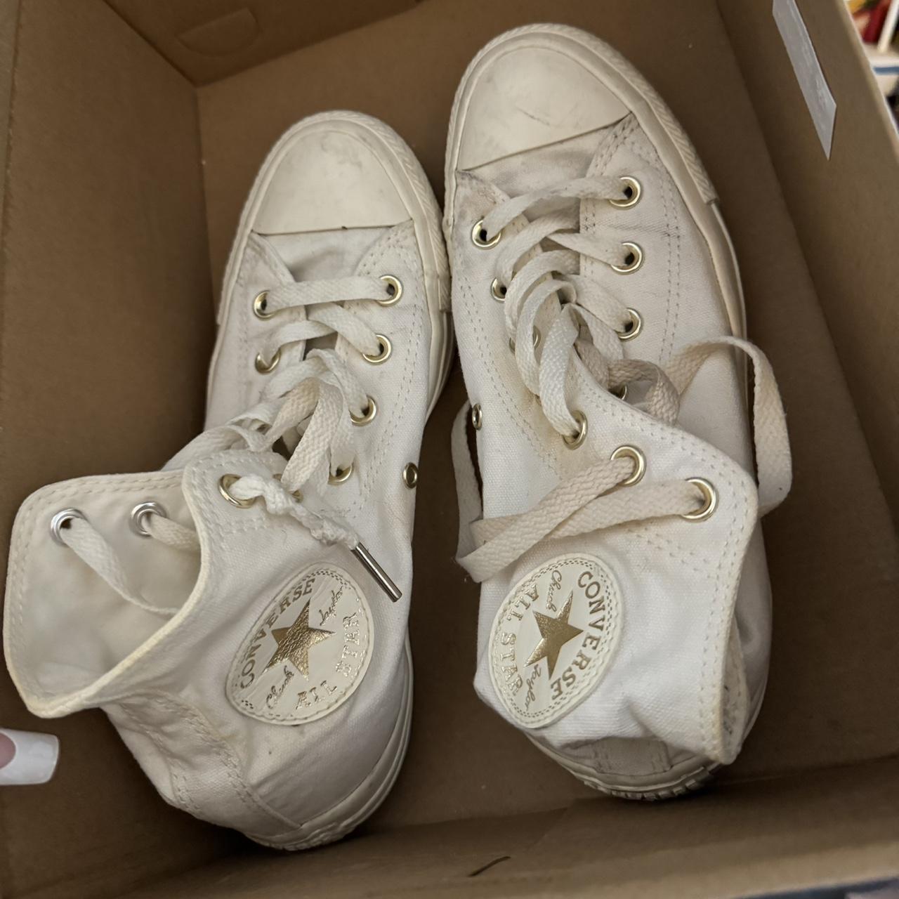 High top converse, cream color with gold accents - Depop