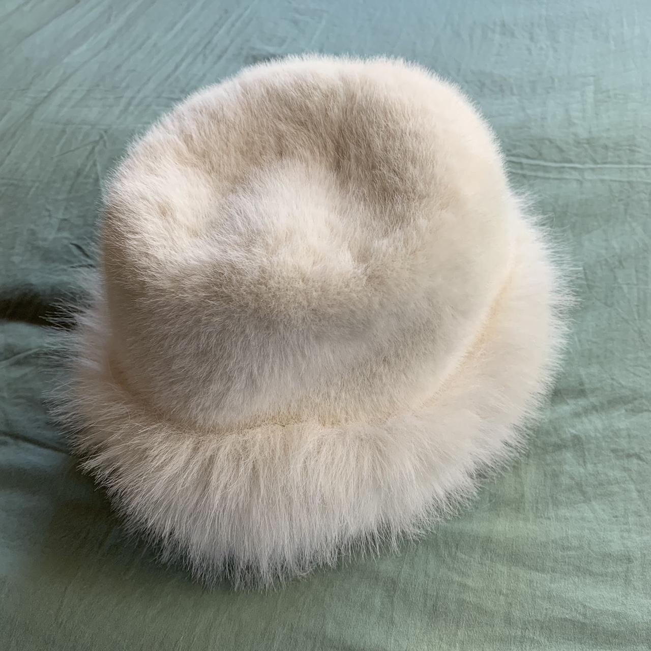 Faux Fur white floof hat with quilted lining no tag... - Depop
