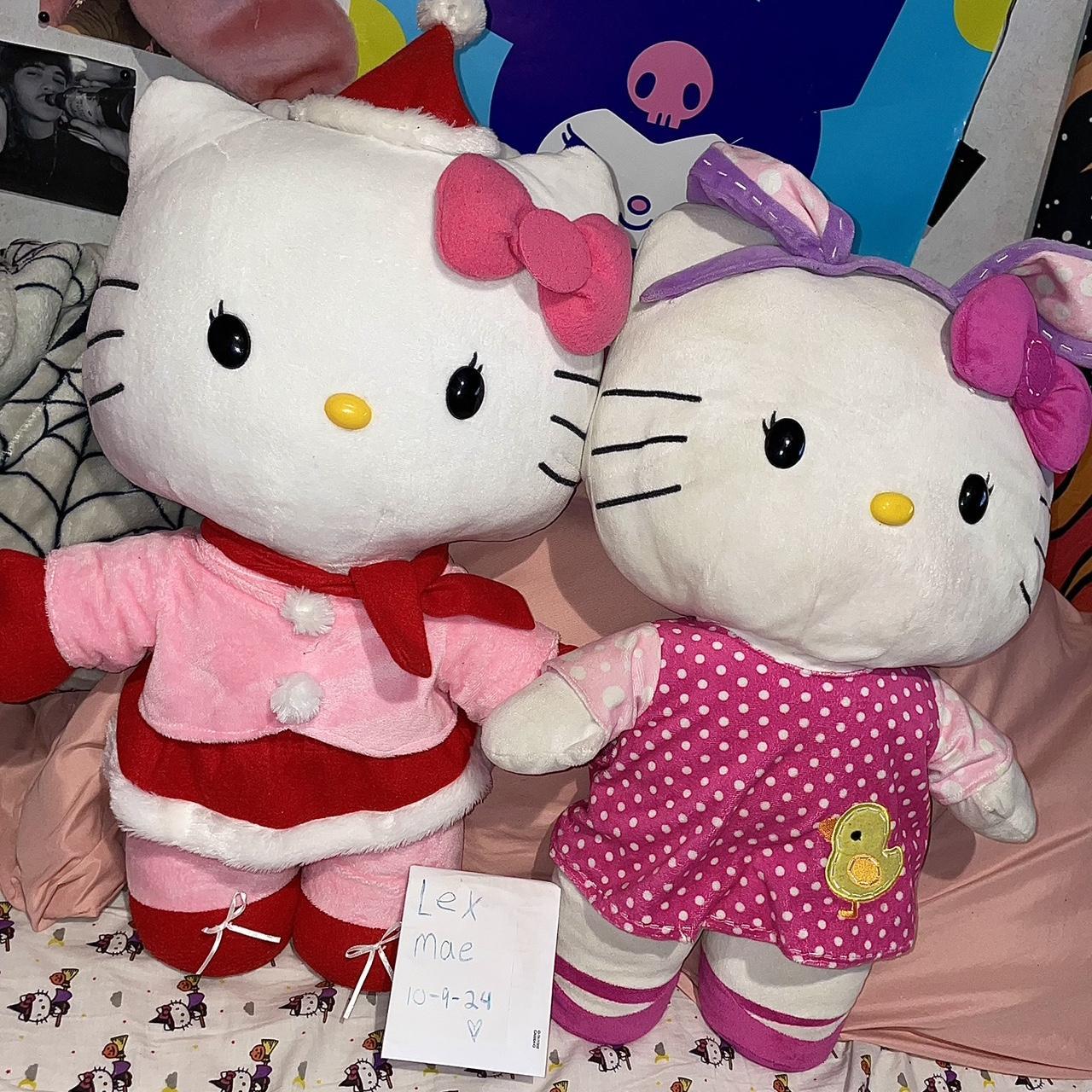 2 rare vintage greeters uft for other hello kitty... | Depop