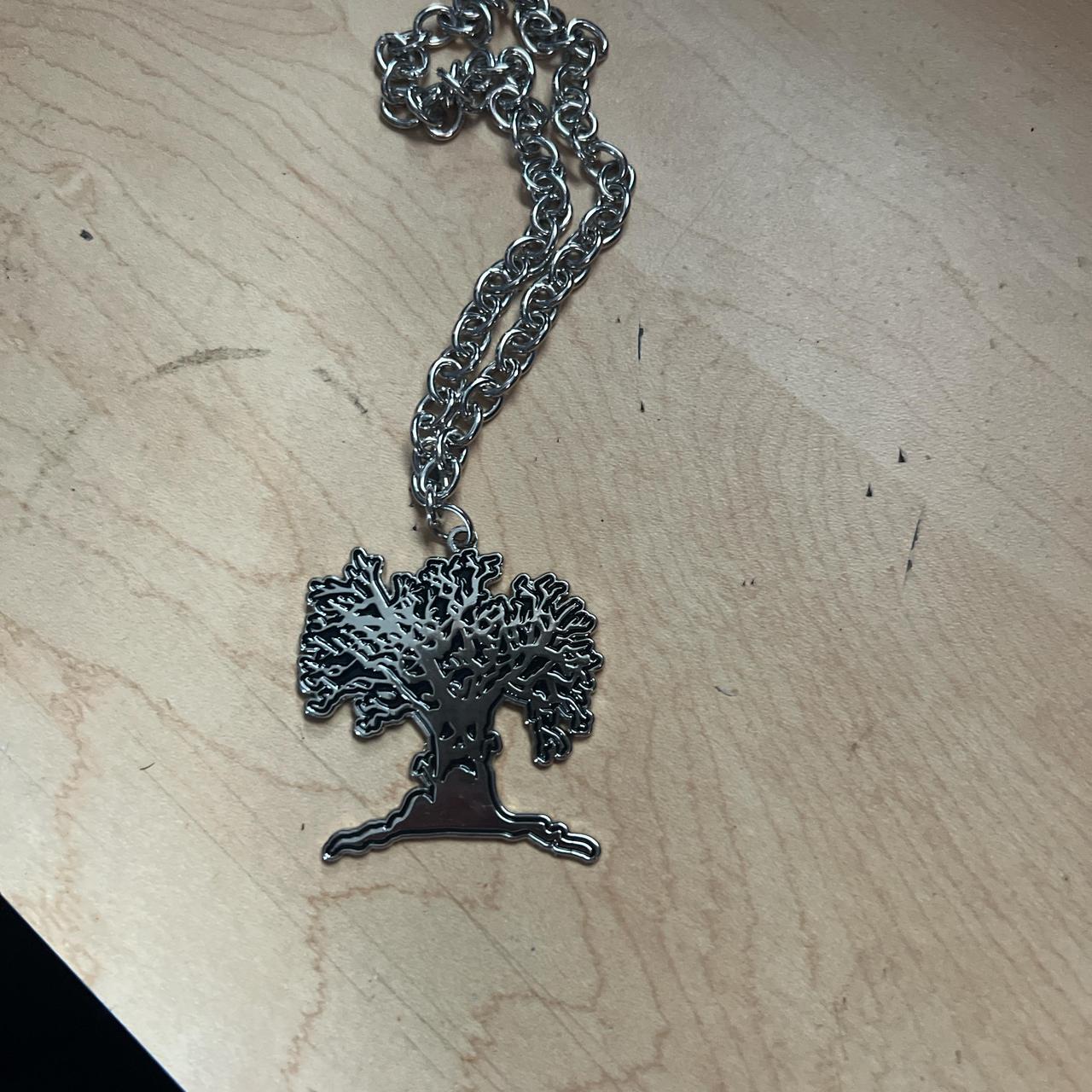 Semetary harold chain - Depop