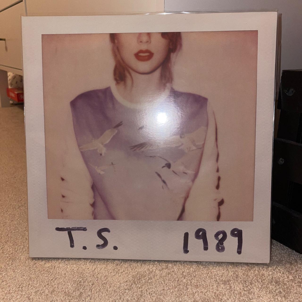 Taylor Swift 1989 Vinyl - Depop Taylor Swift 1989 Vinyl - Depop