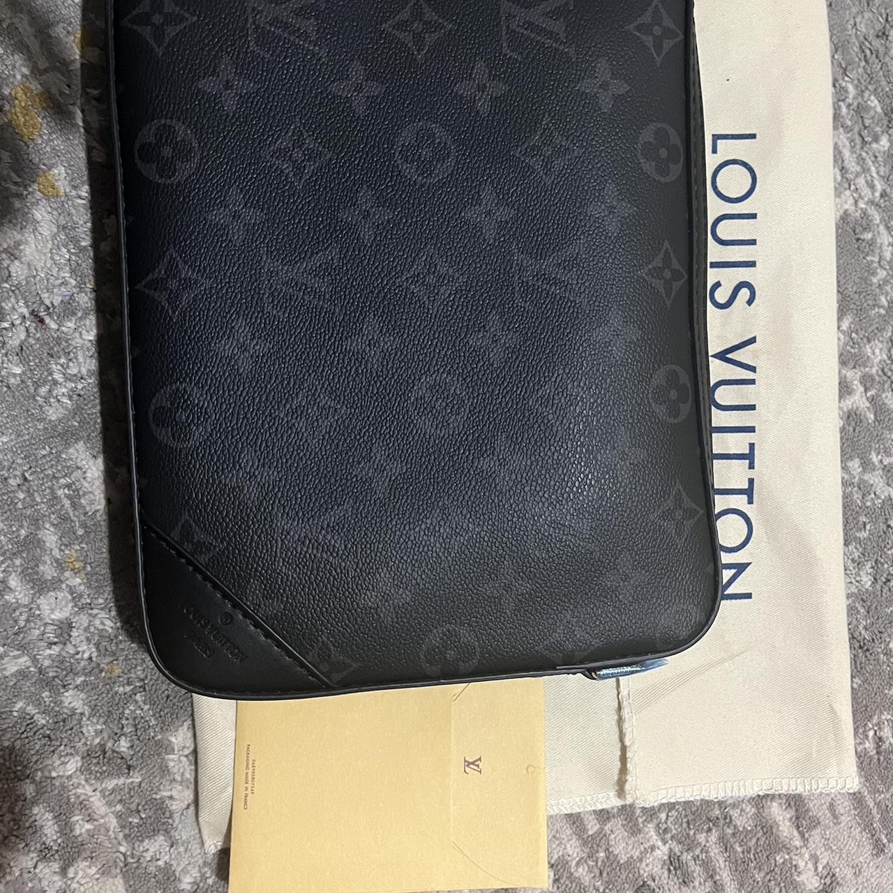 Grey Lv pouch - Depop