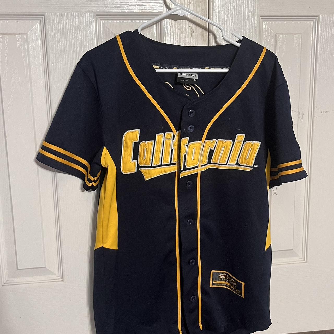 M Cal Berkeley baseball (fits like a slim large) - Depop