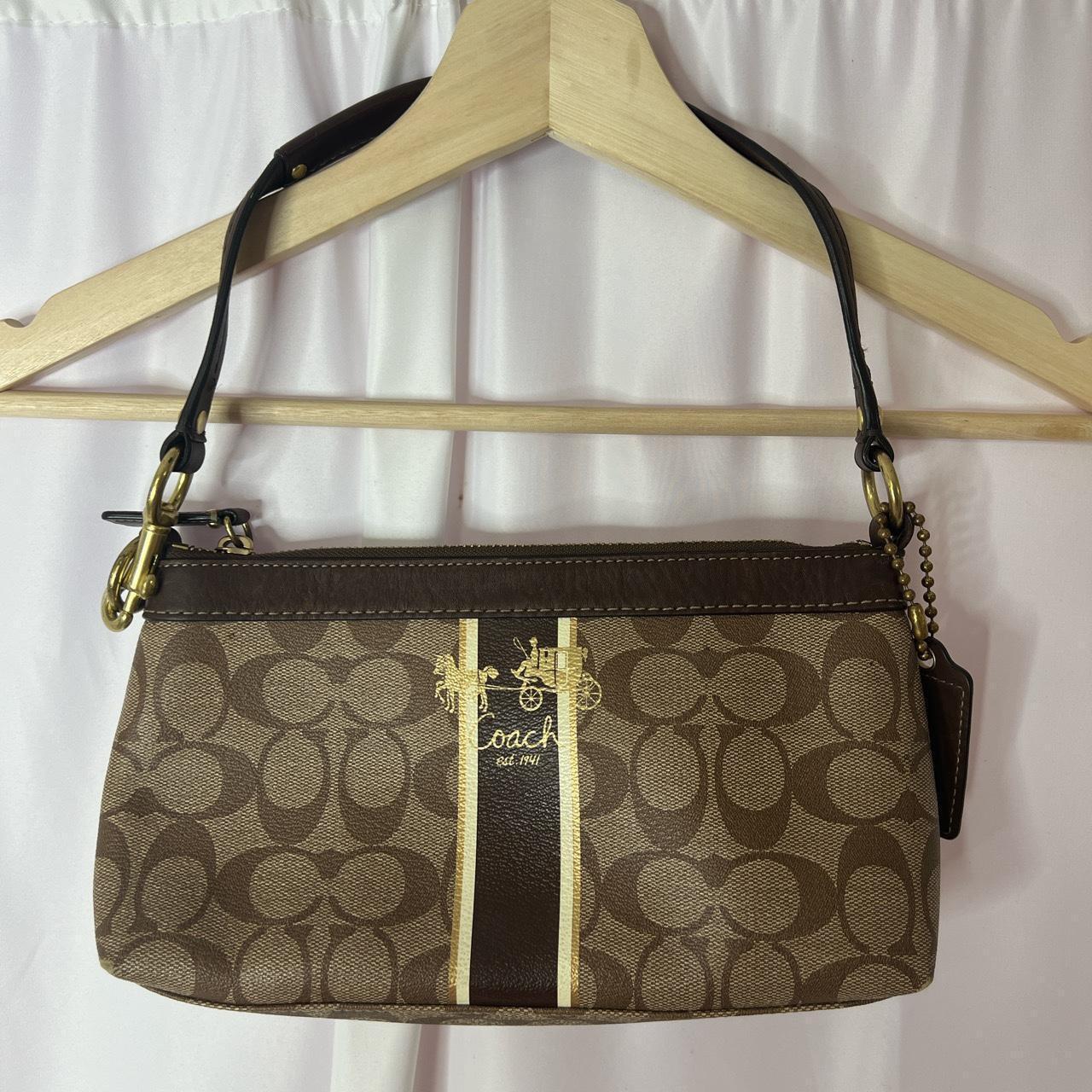 👜Coach Handbag 👜 Measurements Width 10.5” Length... - Depop