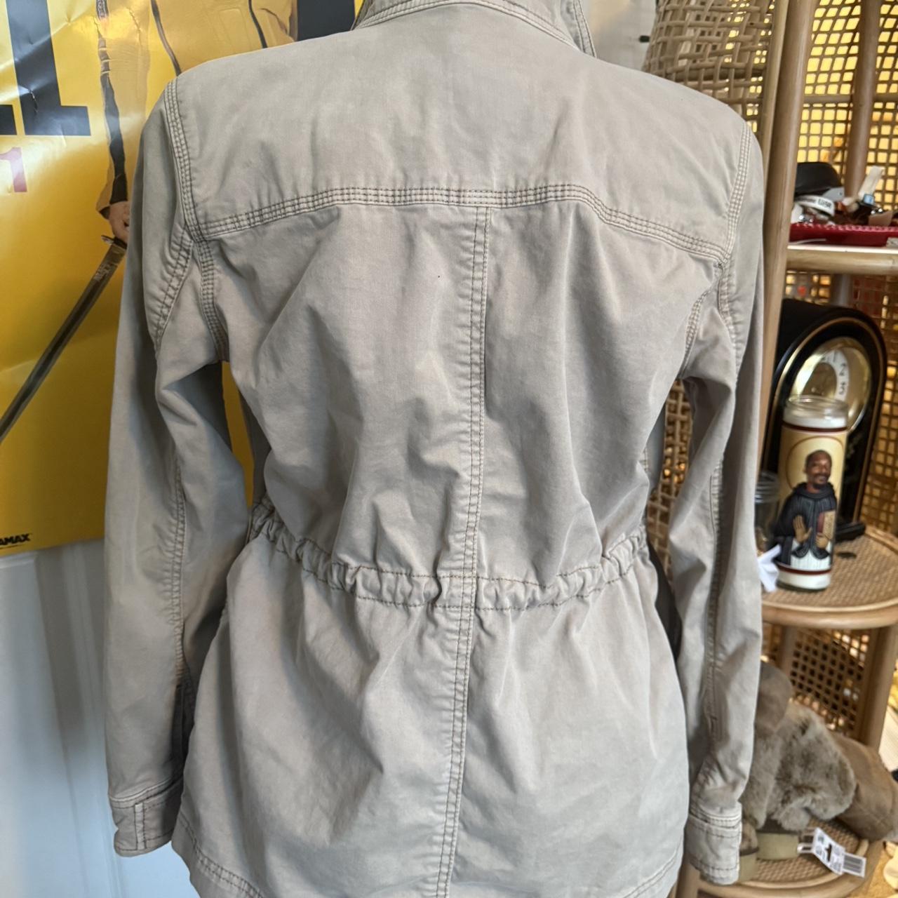 GAP beige cargo jacket | Depop