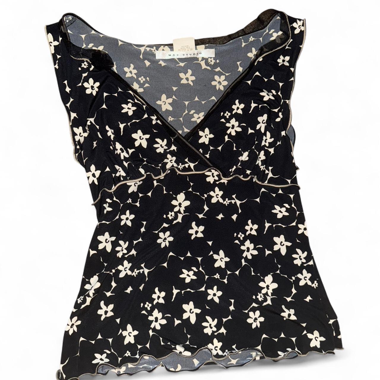 black and white floral tank top fits more like s/m | Depop
