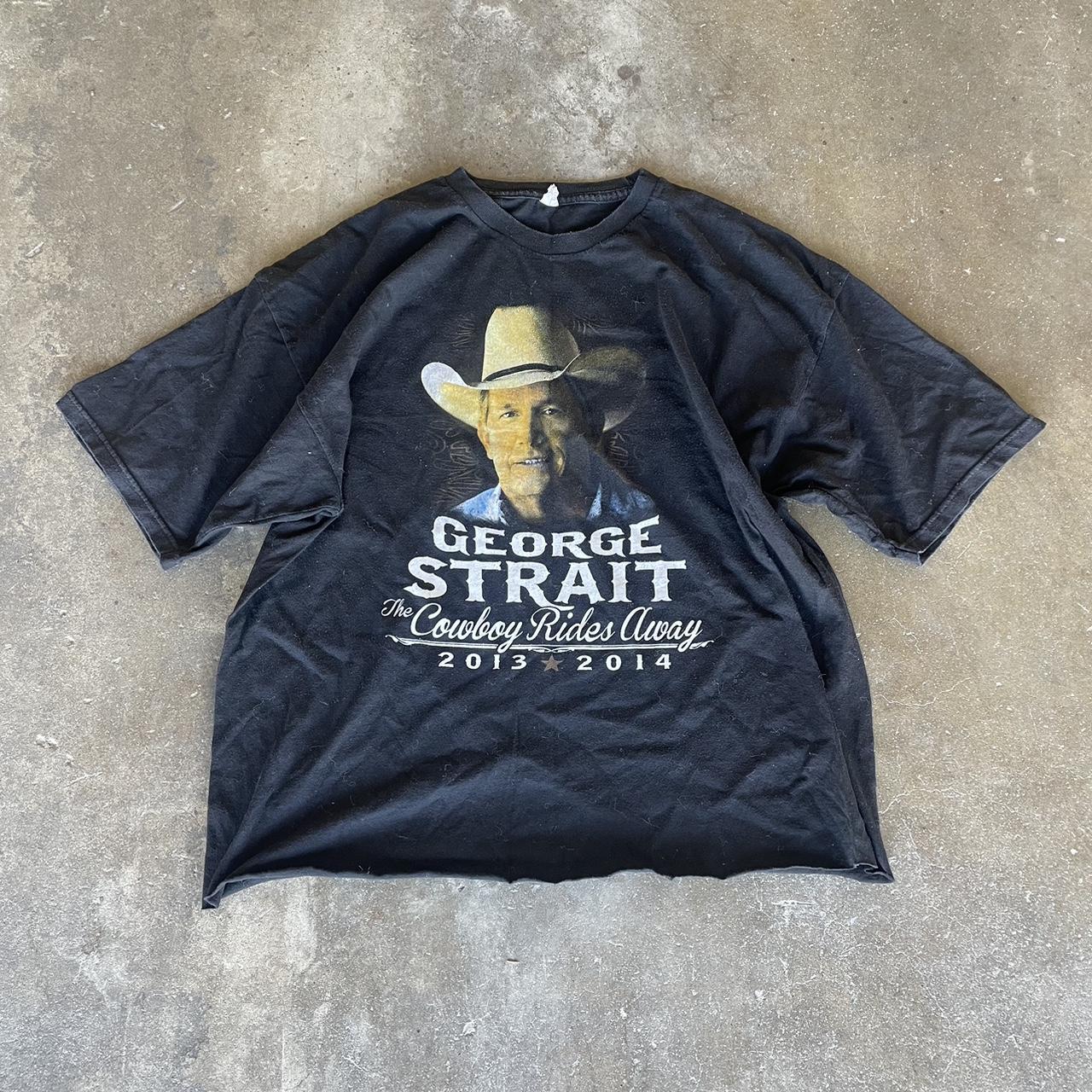 .george strait tour tee .tee is cropped .men’s size... - Depop