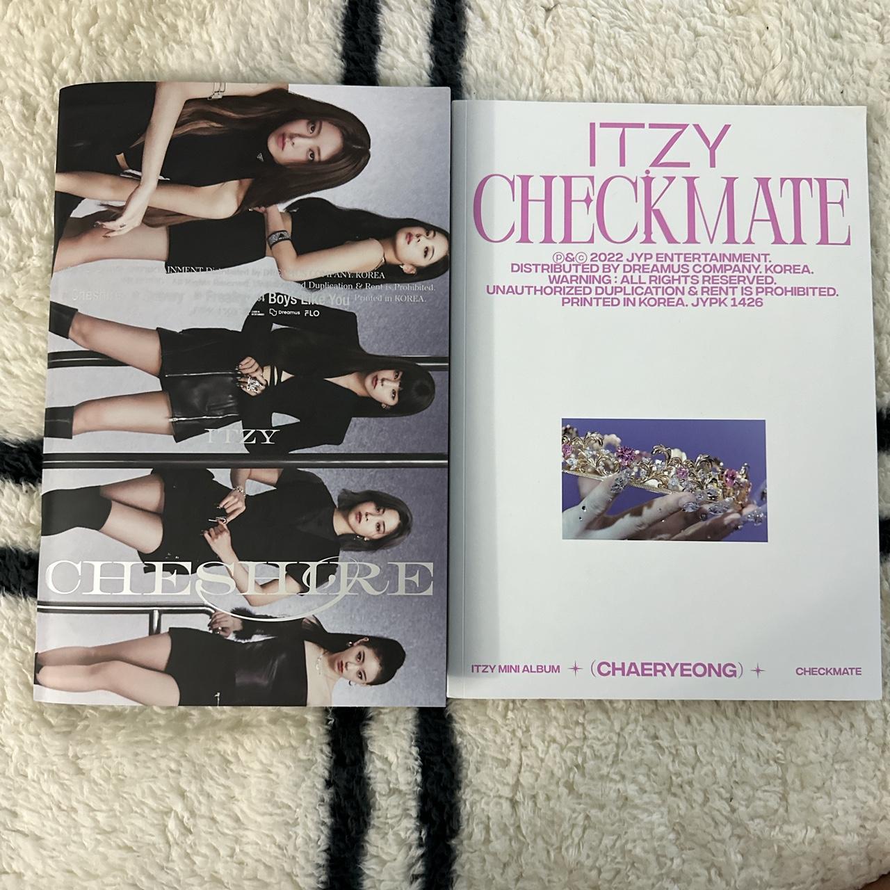 itzy albums! (read desc) 20$ each always... - Depop