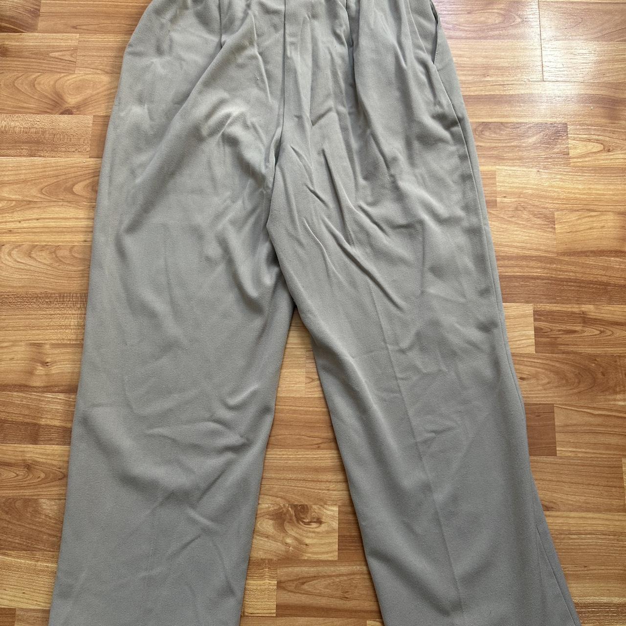 30x26 baggy khakis. Nice condition rise 13” hip... | Depop