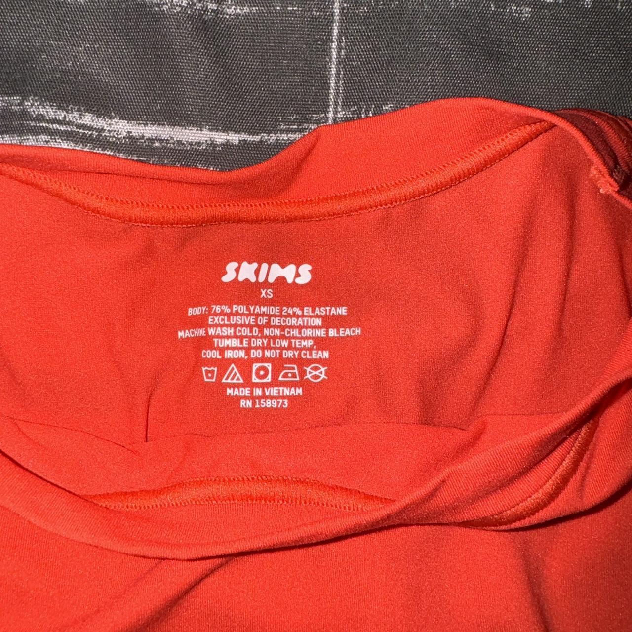 Red Skims Fits Everybody T shirt Worn once, perfect... - Depop