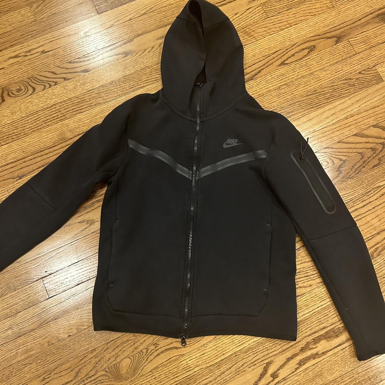 BLACK NIKE TECH SIZE M #nike #niketech #blackzipup... - Depop
