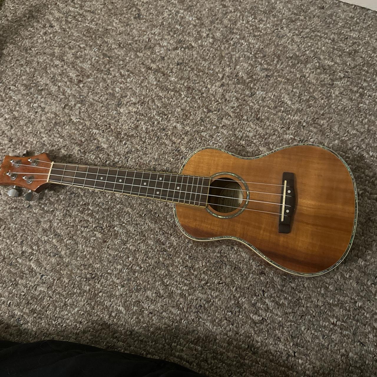 Mitchell ukulele - Depop