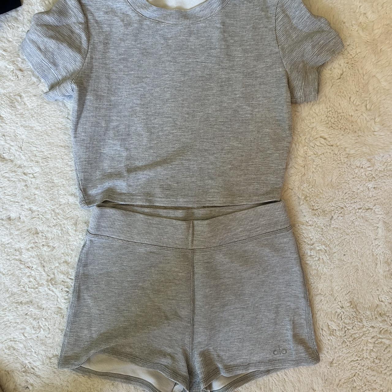 Alo grey waffle knit set - Depop