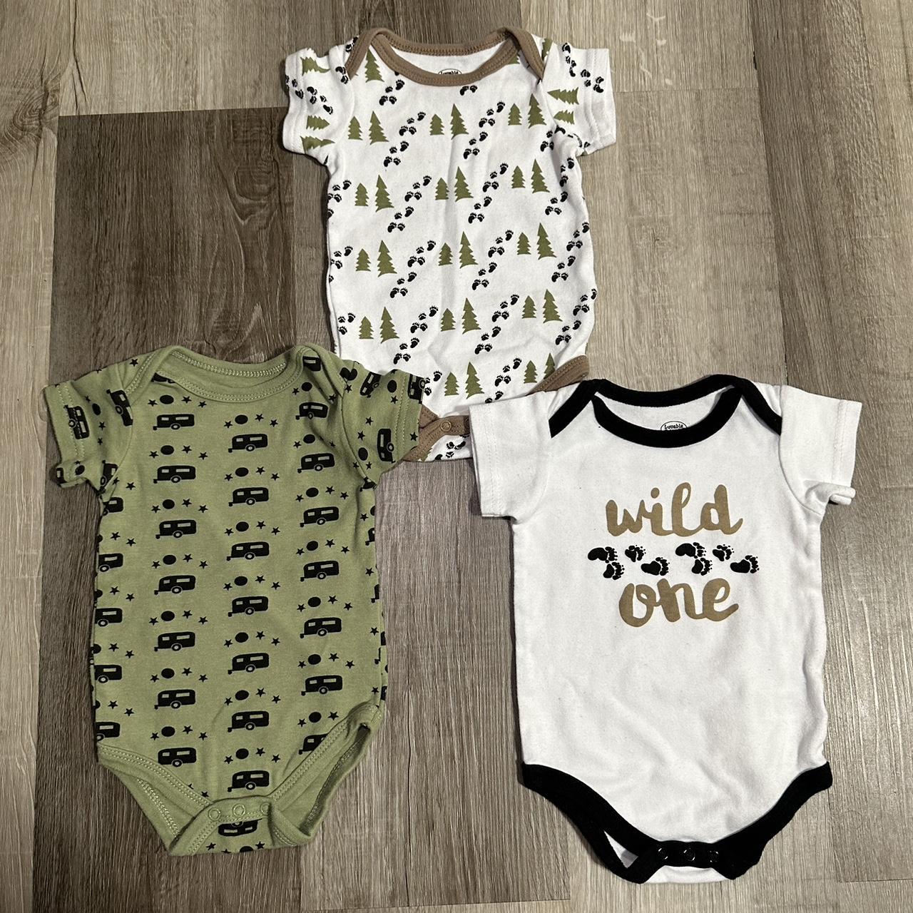 Baby 3 pack onesie Brand new, never worn No stains... - Depop