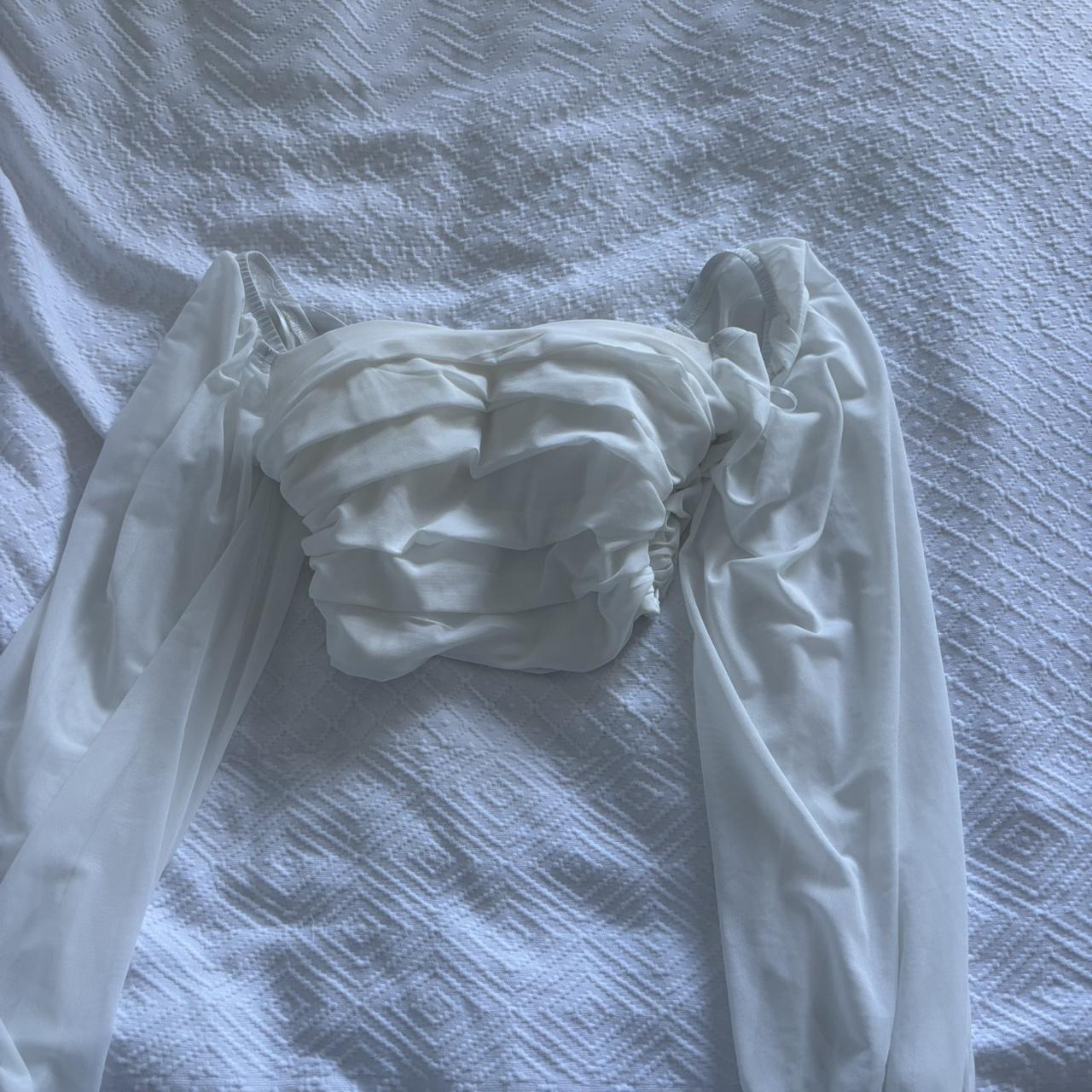 Ruby sees puff sleeve crop top | Depop