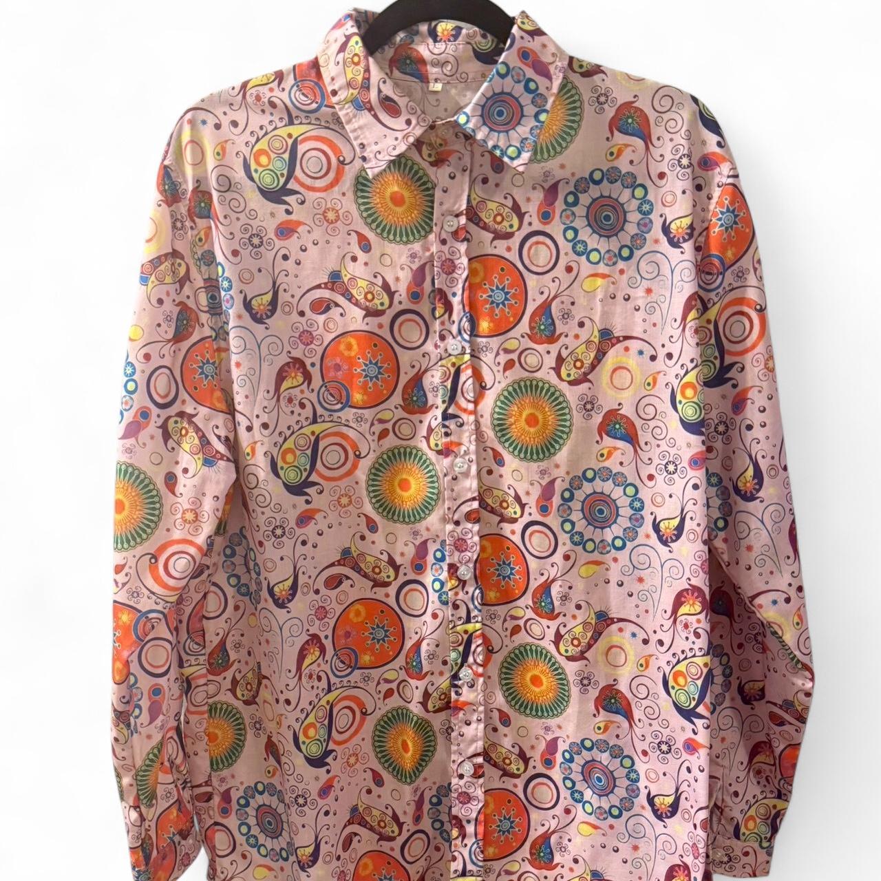 Vintage Fantastic Retro Print Button Down Size Large | Depop