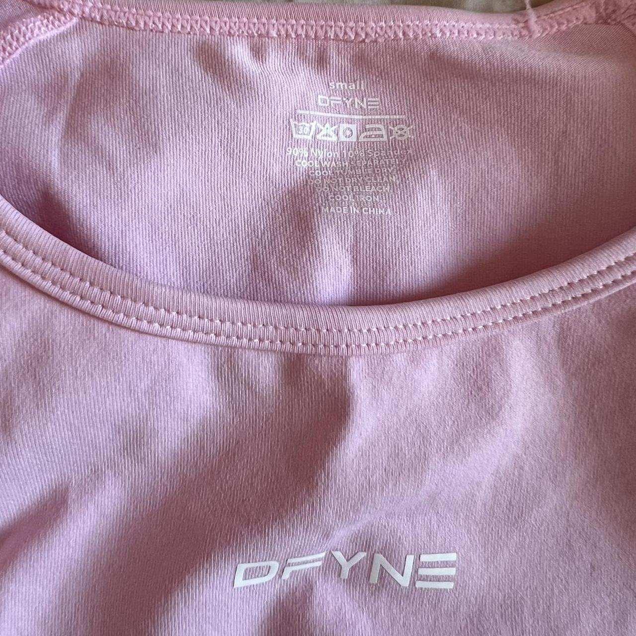 Dfyne workout impact crop top - Depop