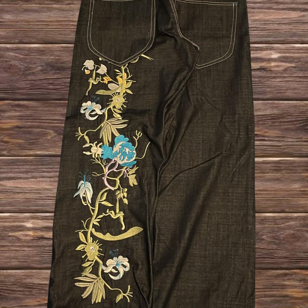 36in waist has heel drag as seen in photos... - Depop