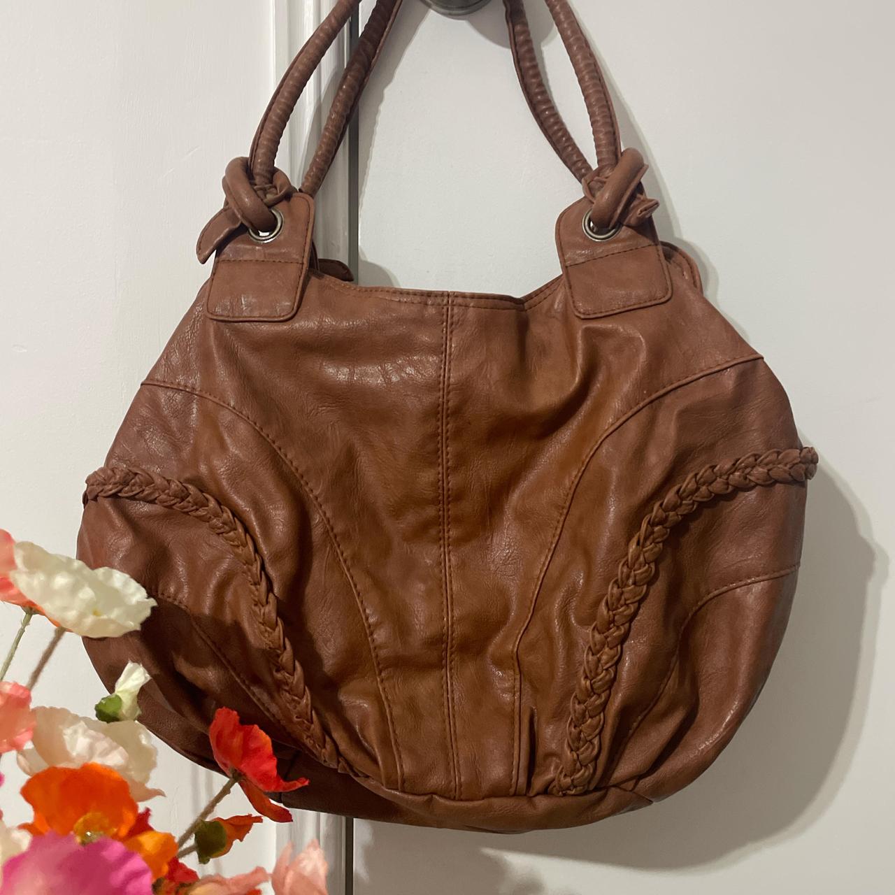 🦋 Vintage slouchy hobo bag from Ruby and Kit!! This... - Depop