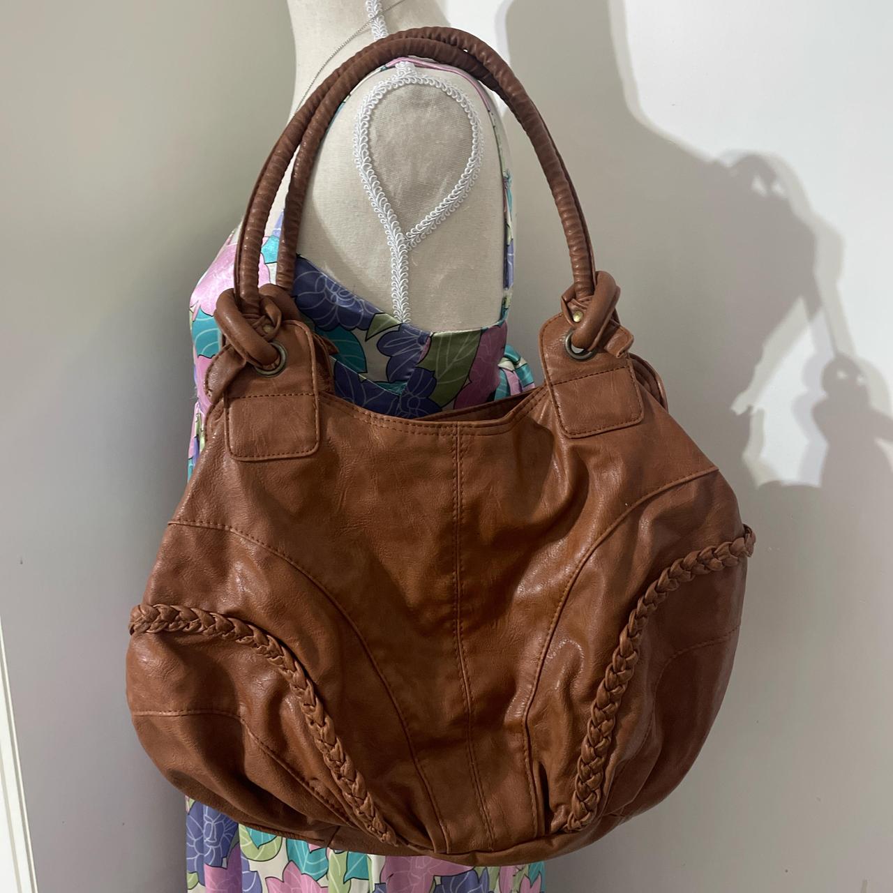 🦋 Vintage slouchy hobo bag from Ruby and Kit!! This... - Depop