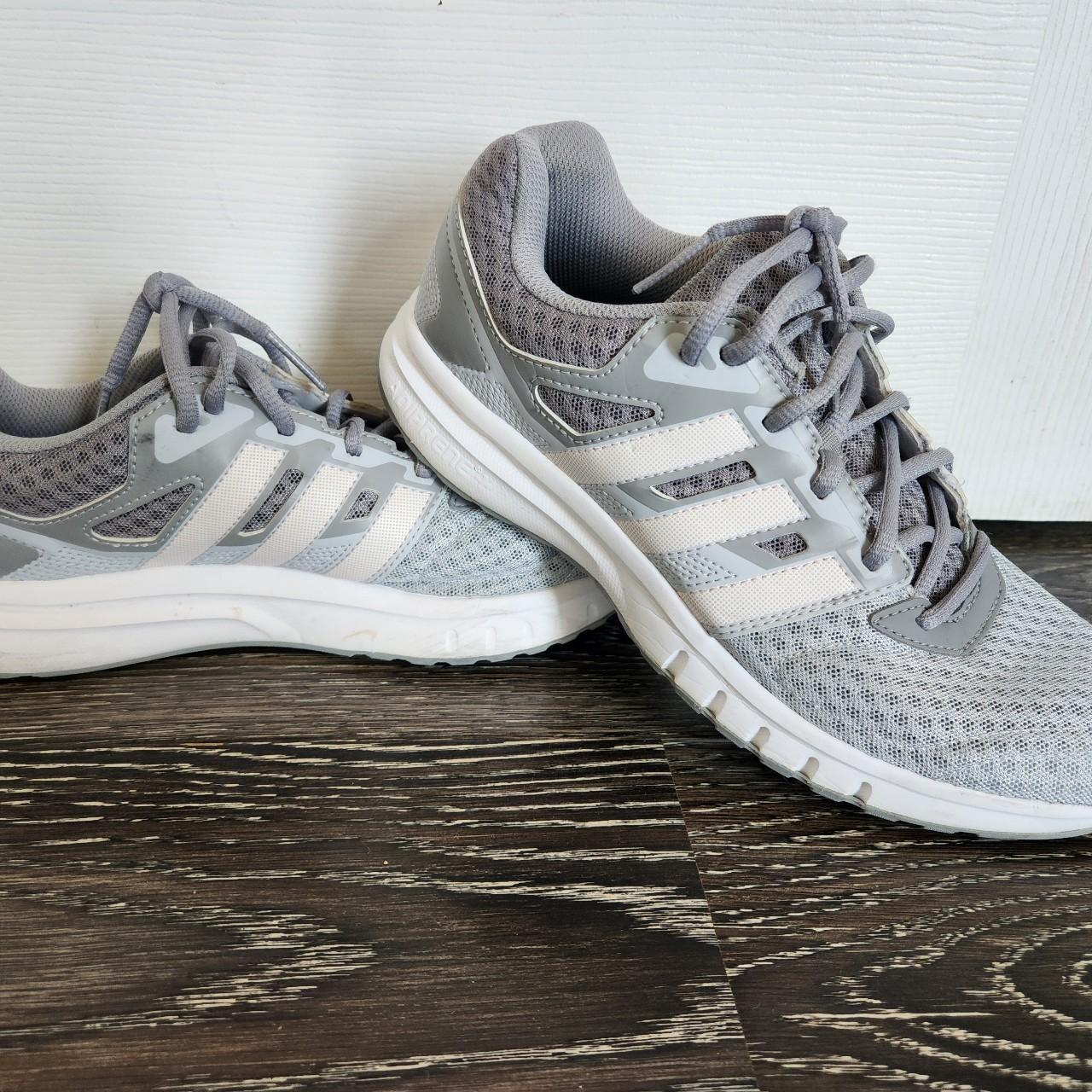 Adidas womans tennis shoe! Size 8 (small stain,... - Depop