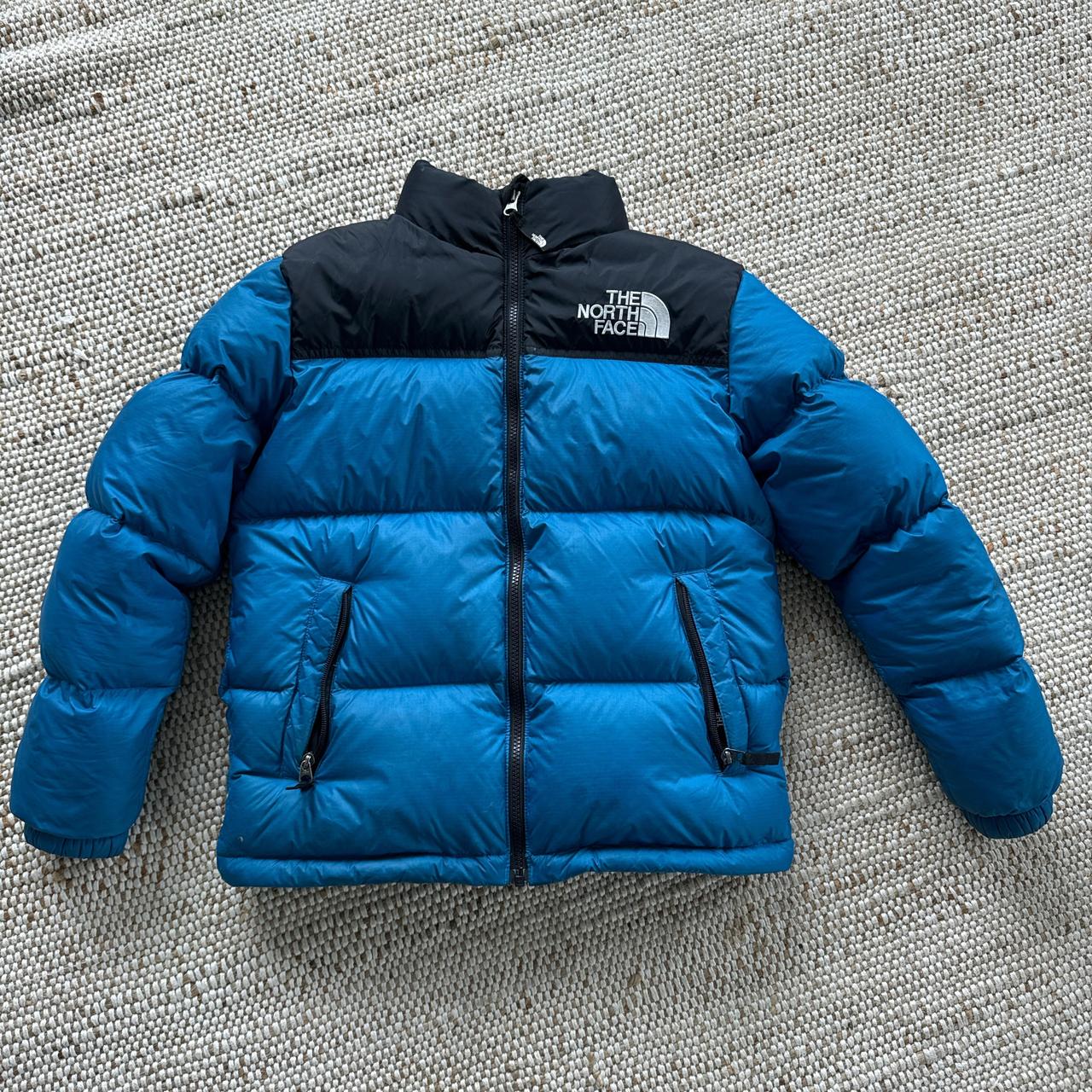 Youth large/ men’s small North Face puffer Blue... - Depop