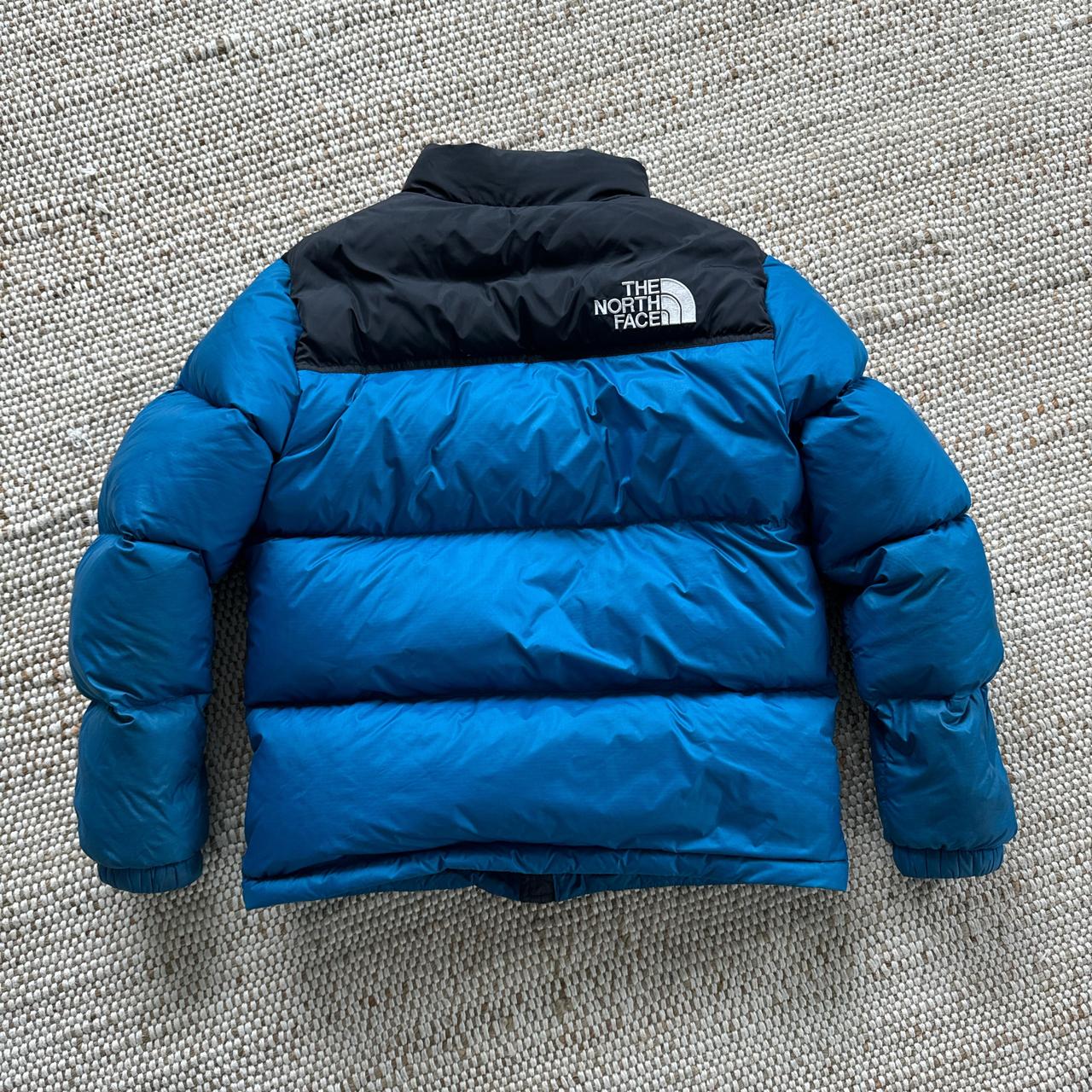 Youth large/ men’s small North Face puffer Blue... - Depop