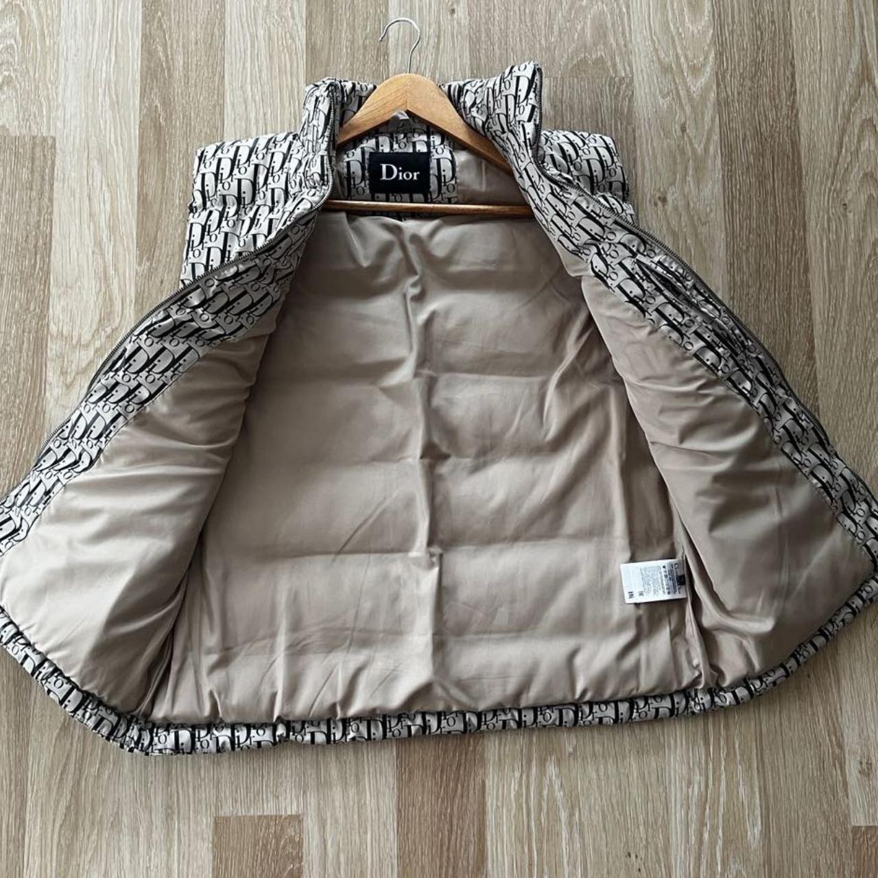 XL size Dior Vest new Never worn - Depop