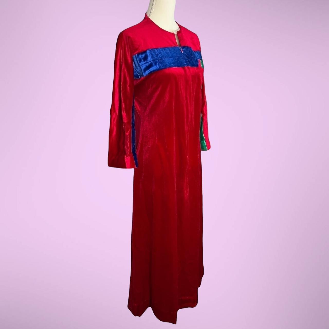 70s Vanity Fair Red Colorblock Velour Velvet Robe... - Depop