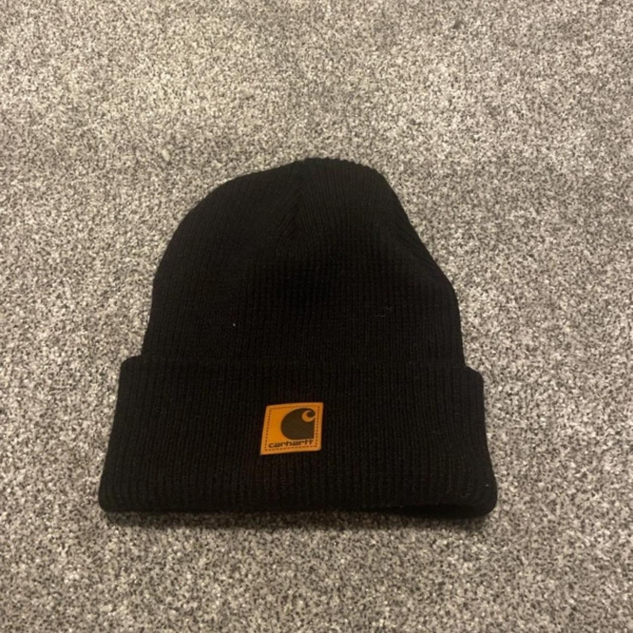 Black carhartt beanie - Depop