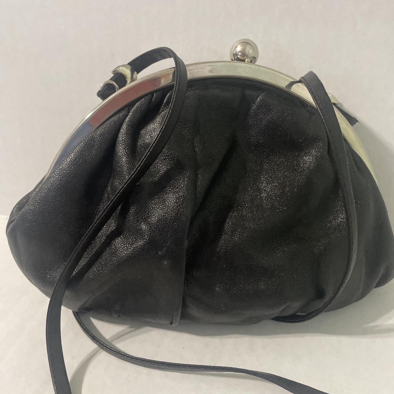 genuine leather Clasp purse made In Italy - Depop
