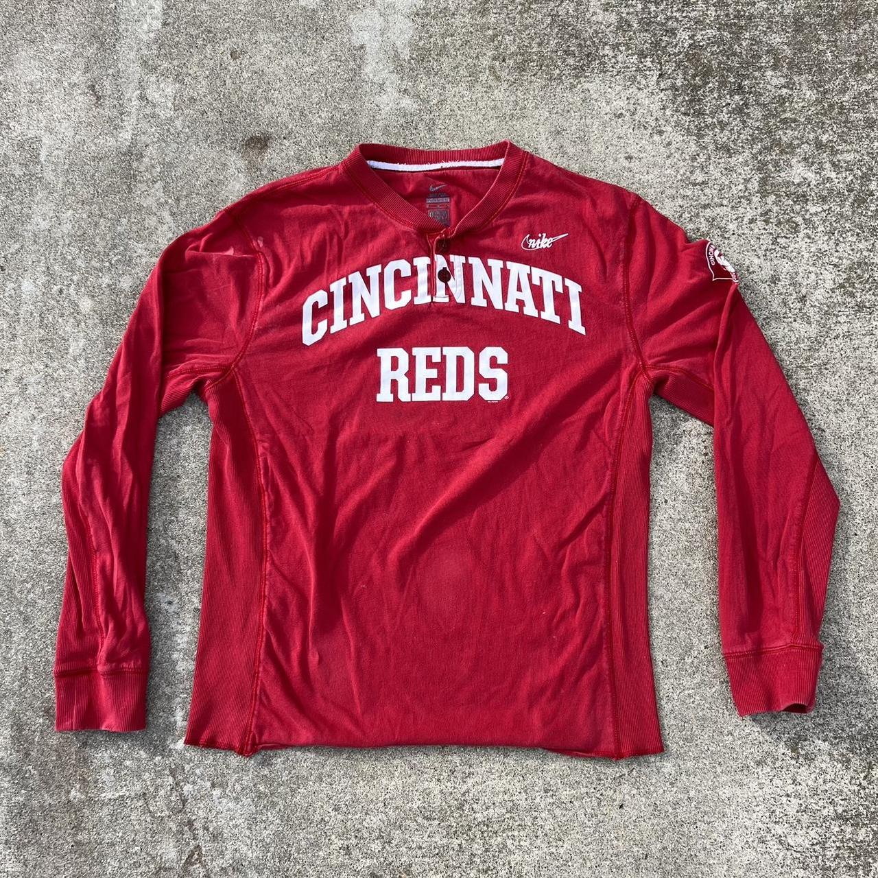 Vintage Nike Cincinnati Reds Long Sleeve Size : M... - Depop
