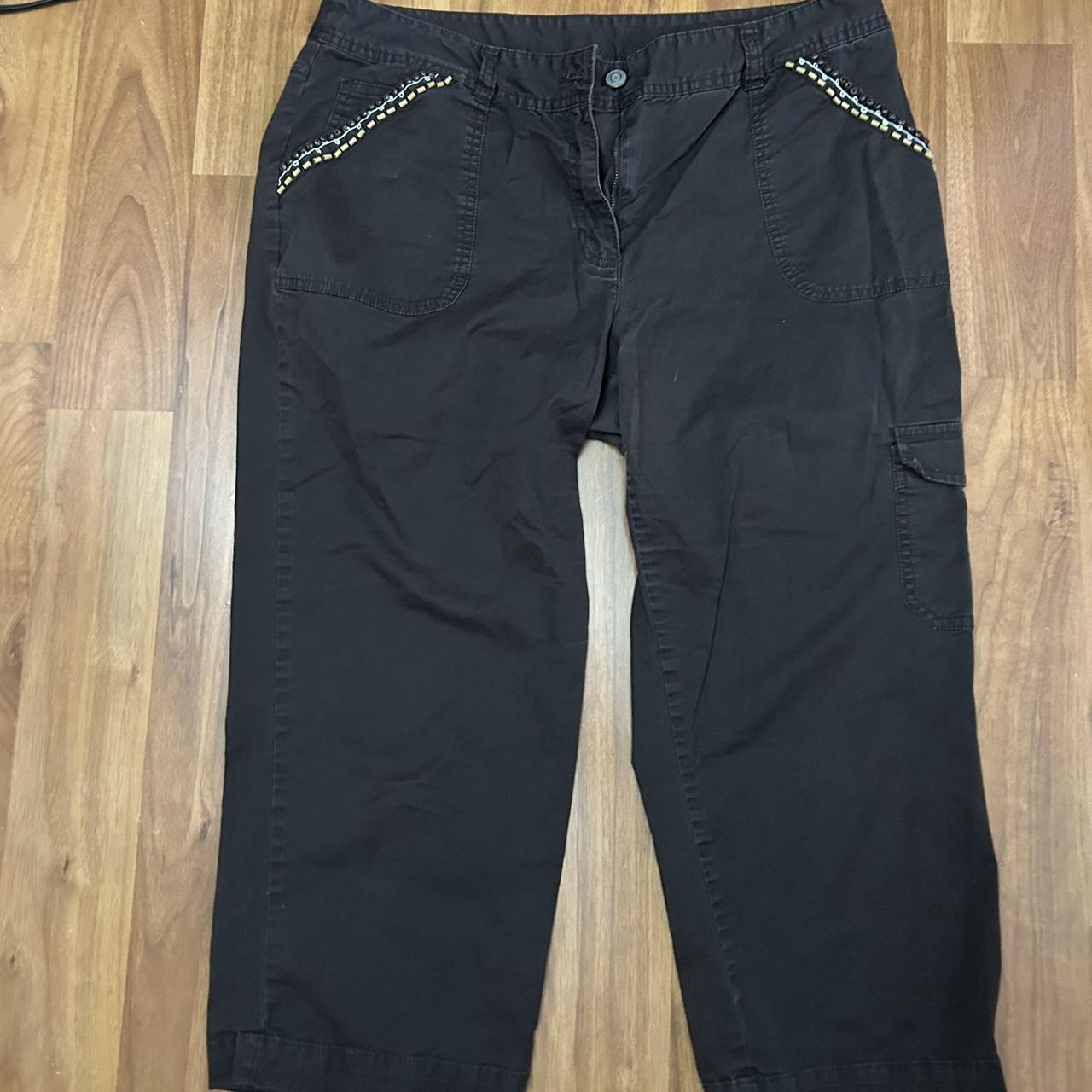 Women brown cargo pants Size 14 Shoot offers - Depop