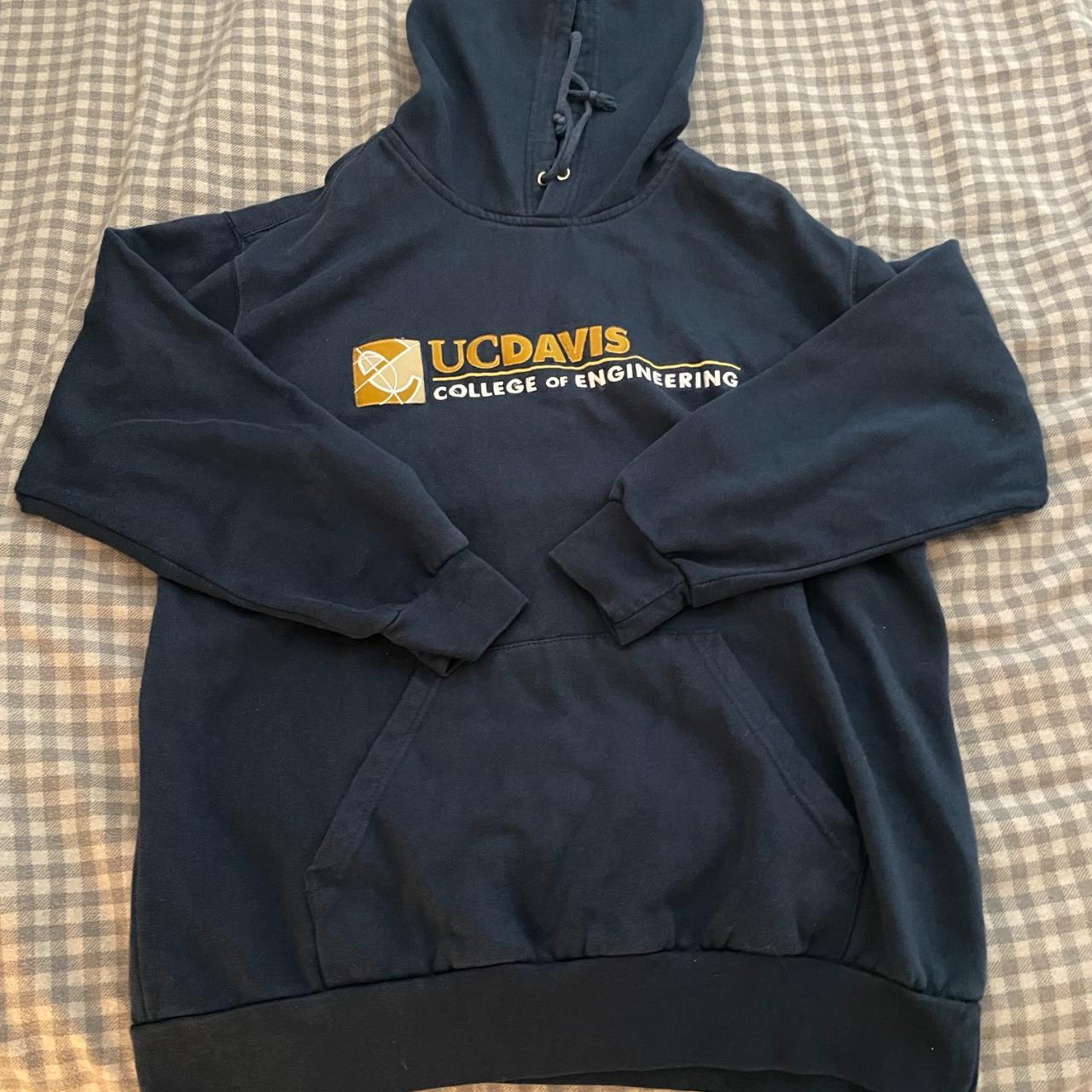 UC DAVIS College Of Engineering Hoodie Open to... - Depop