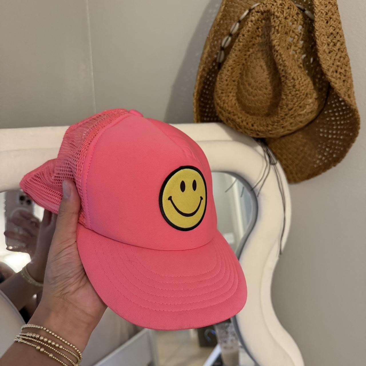 Neon pink smiley face trucker hat - Depop