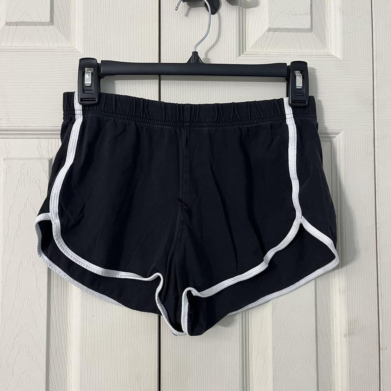 black shorts size small basic - Depop