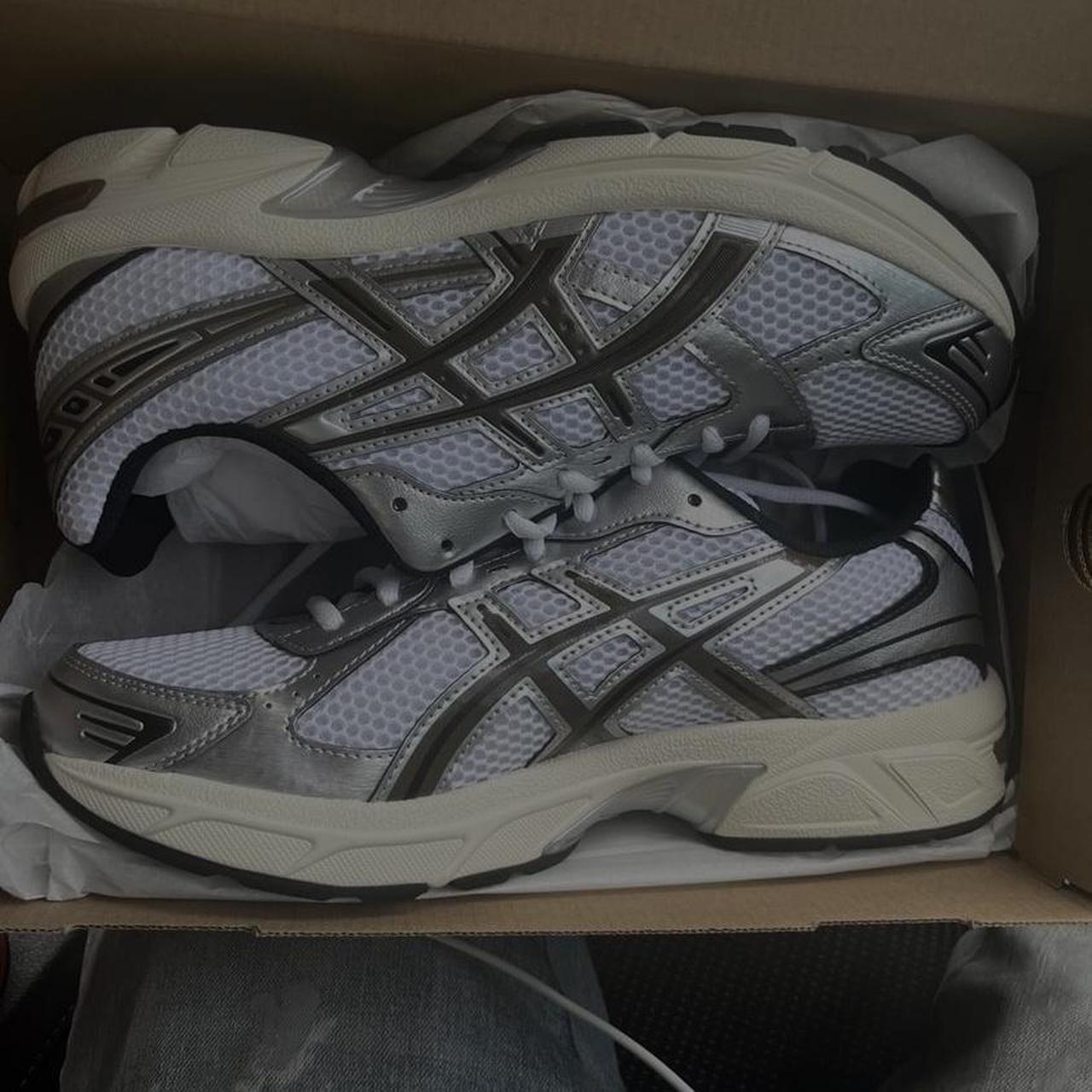 DM BEFORE BUYING ACSIS GEL Js copped from my... - Depop