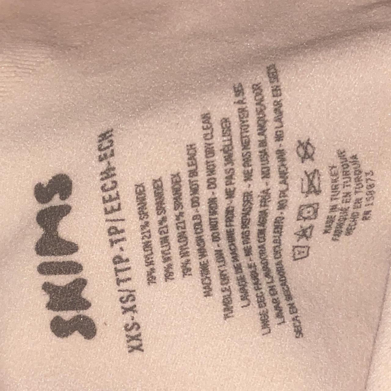 SKIMS Thong Style Bodysuit NWOT | Size XXS - Depop