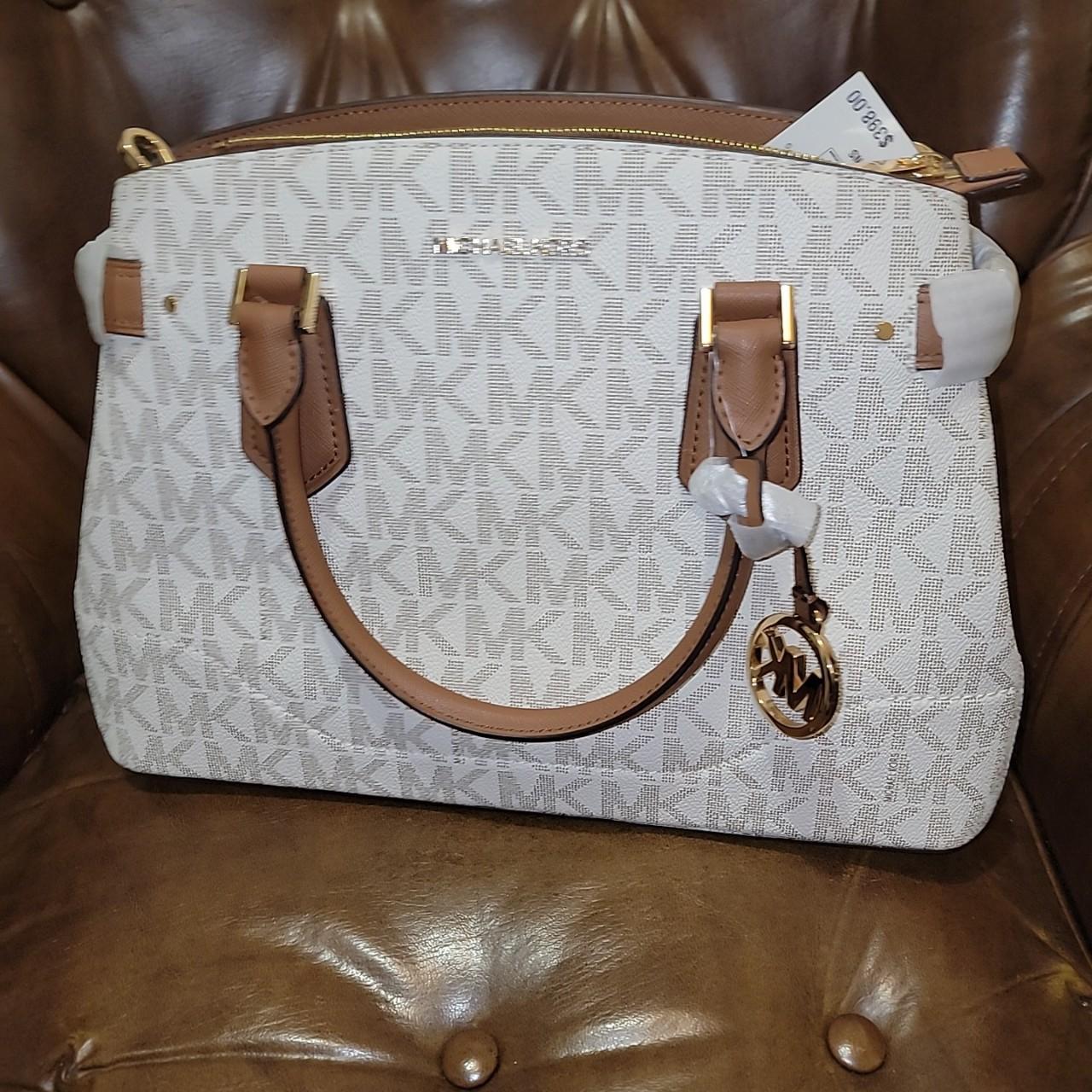 Vanilla/lugg medium bag original price $398 asking... - Depop