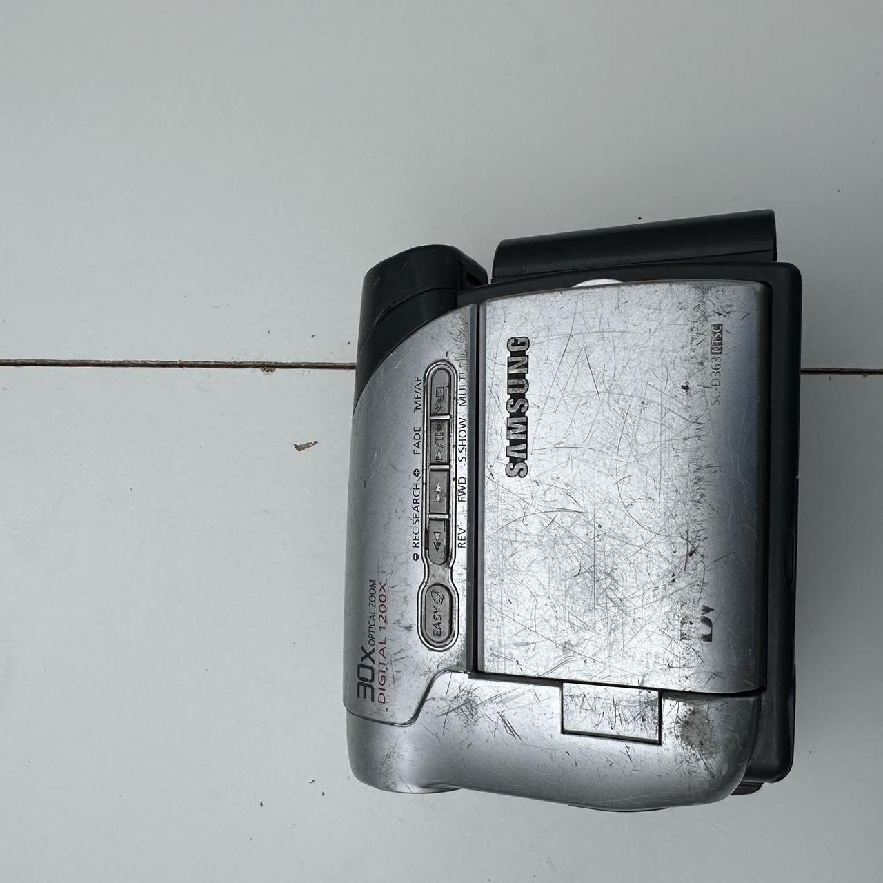 samsung 30x zoom model sc d363 ntsc mini camcorder... - Depop