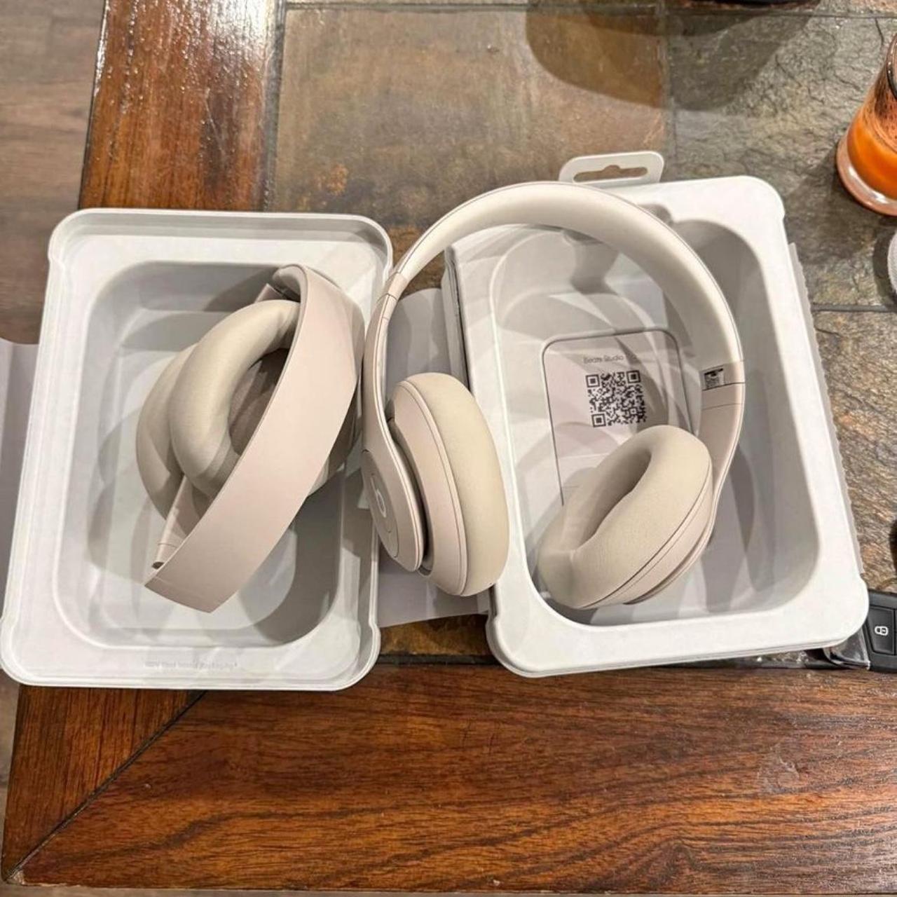 Sandstone Beats Studio Pros #beatsbydre #cheap #new - Depop