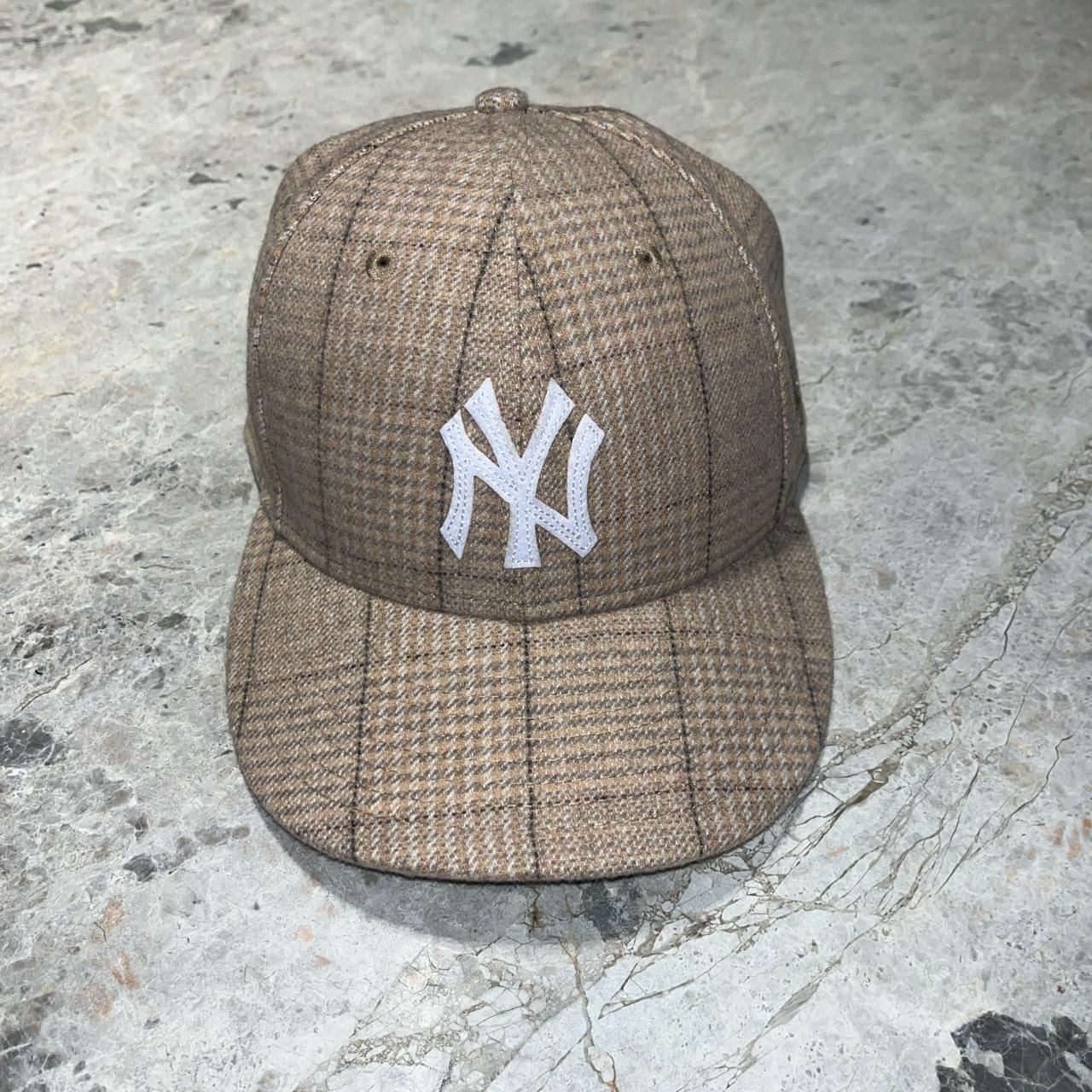 Kith New Era NY Fitted Cap 7 1/4 - Depop