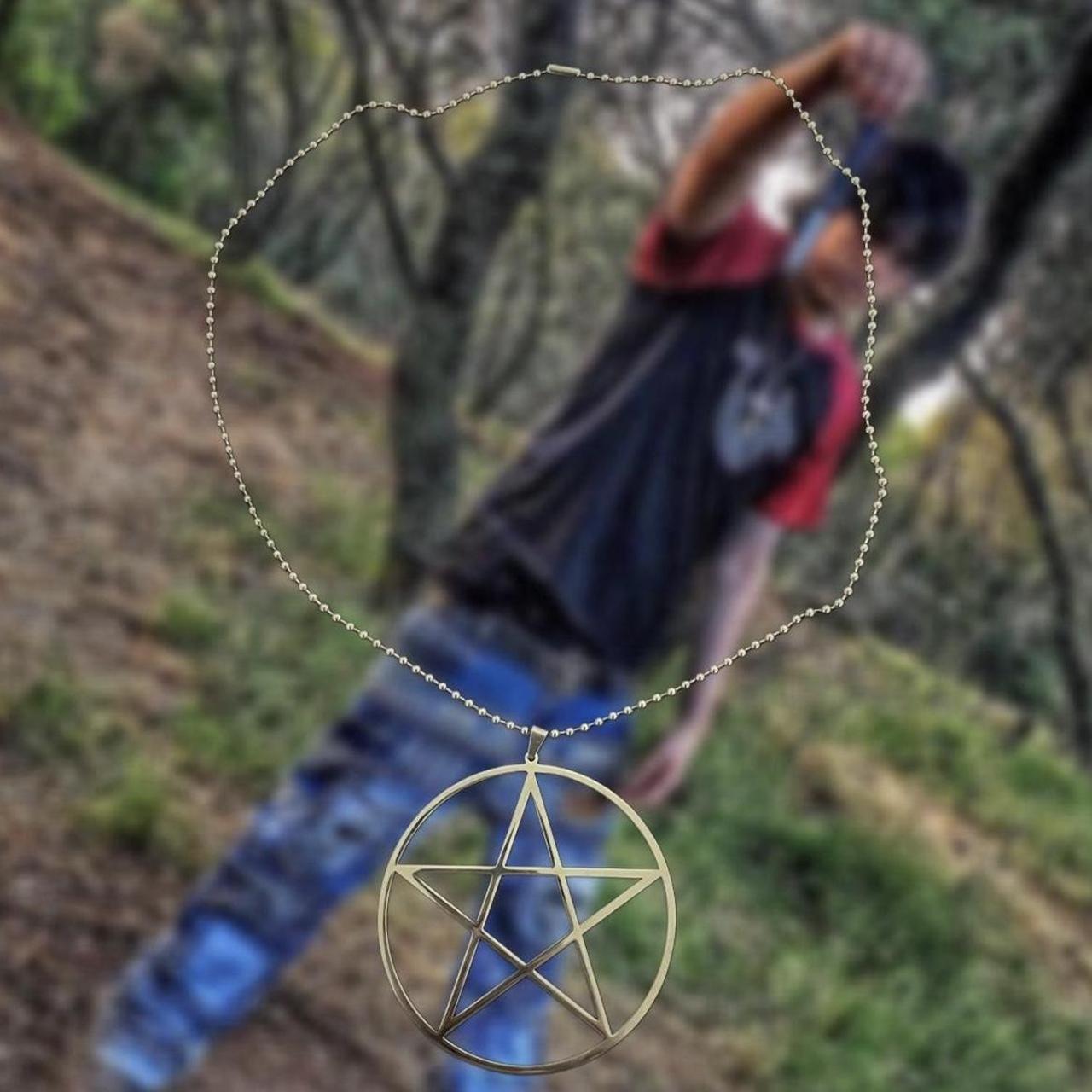 ⛓️Old HAW era Sematary Pentagram chain 28, 4in... - Depop