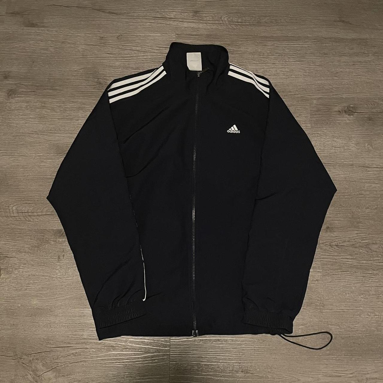 Adidas jacket uk 38-40 medium - Depop