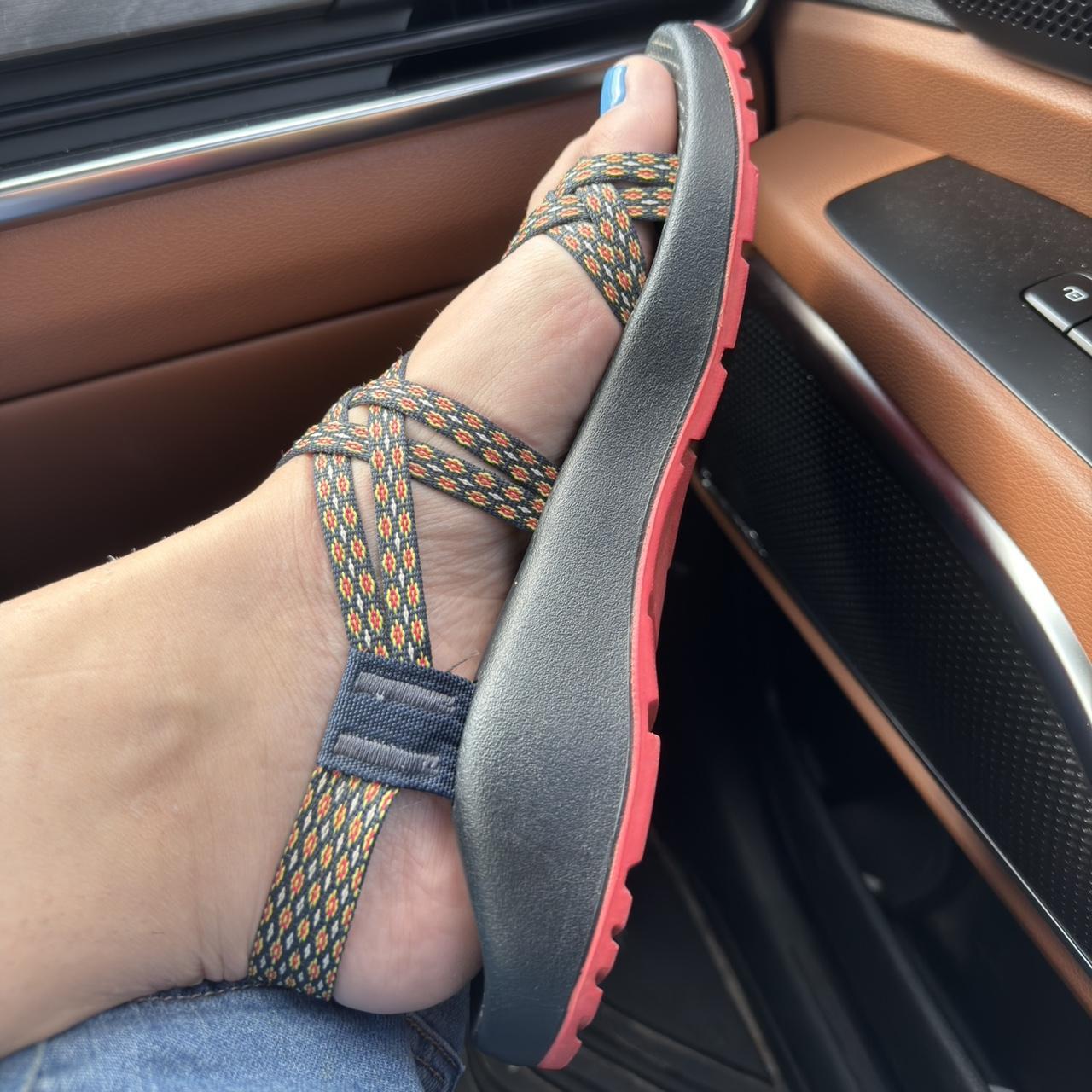 Women’s size 9 chacos barely worn just hate the toe... - Depop