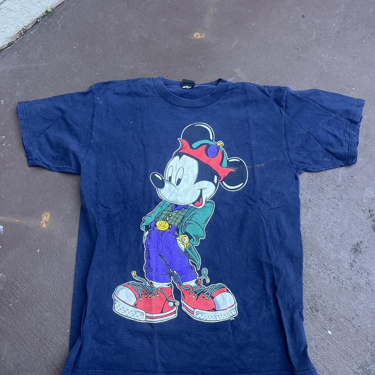 Vintage Mickey Mouse. He dropped out fr. Size XL - Depop