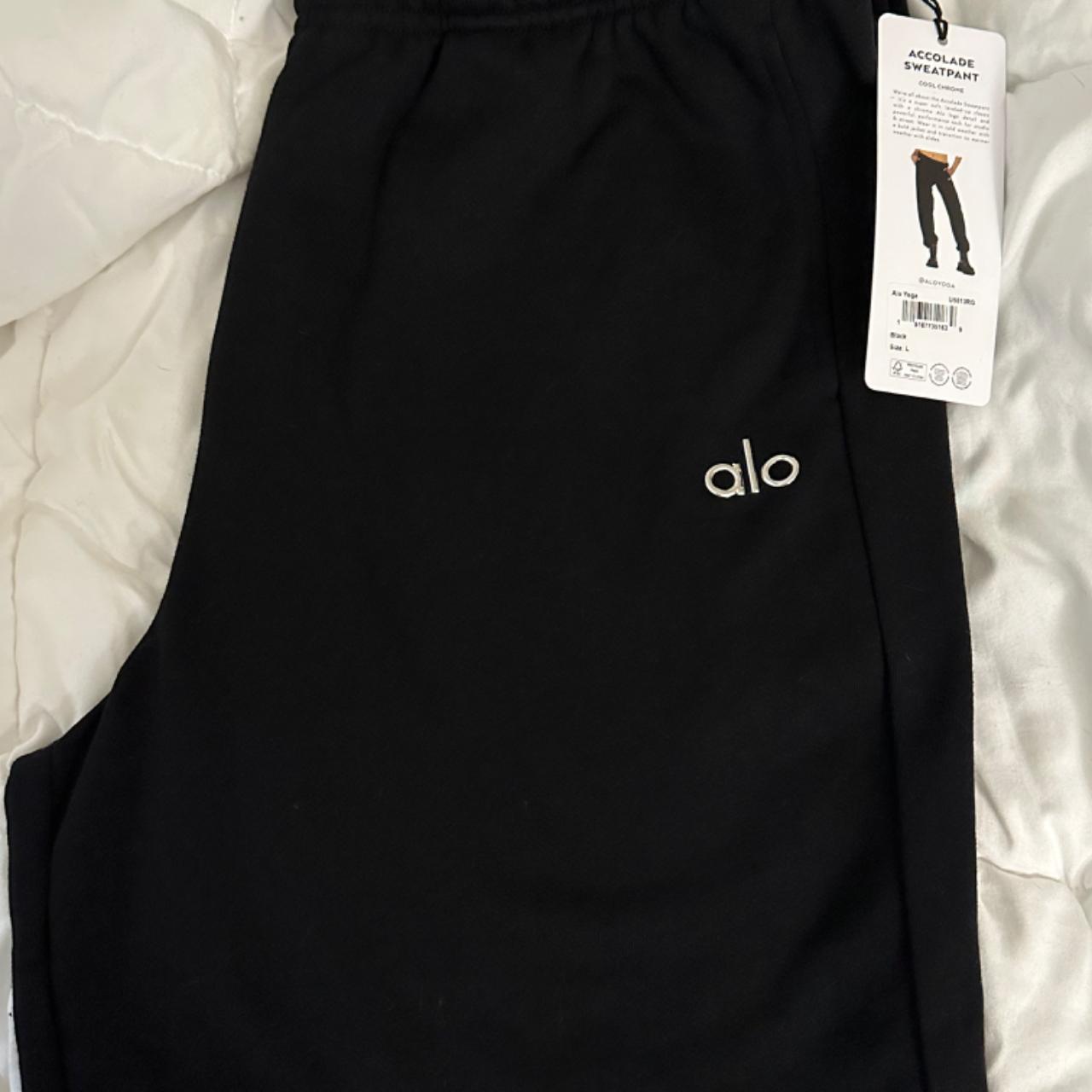 Alo Accolade Sweatpants Cute and Cozy Alo... - Depop