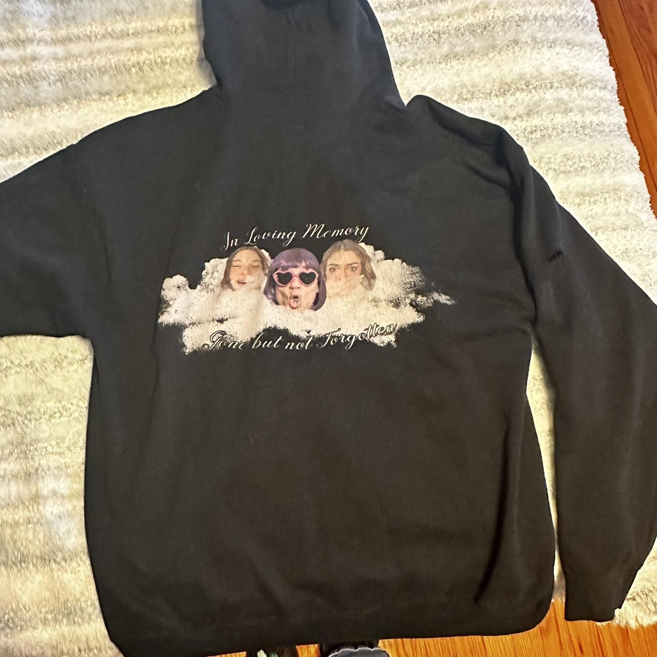 hamzah 4freak show sweatshirt merch - Depop